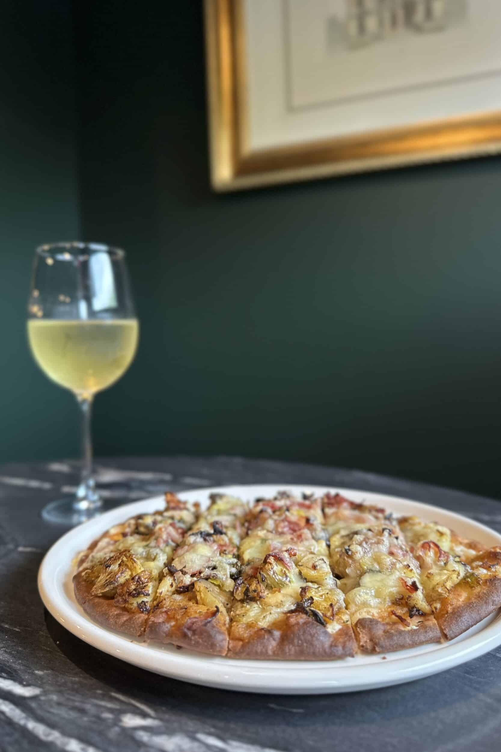 Emerald Cocktail Kitchen - Filled with Good Temptation in Tipperary Hill